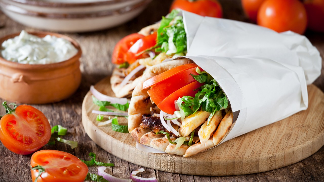 Recept na domáci gyros: Tejto tradičnej pochúťke neodoláš! - KAMzaKRASOU.sk