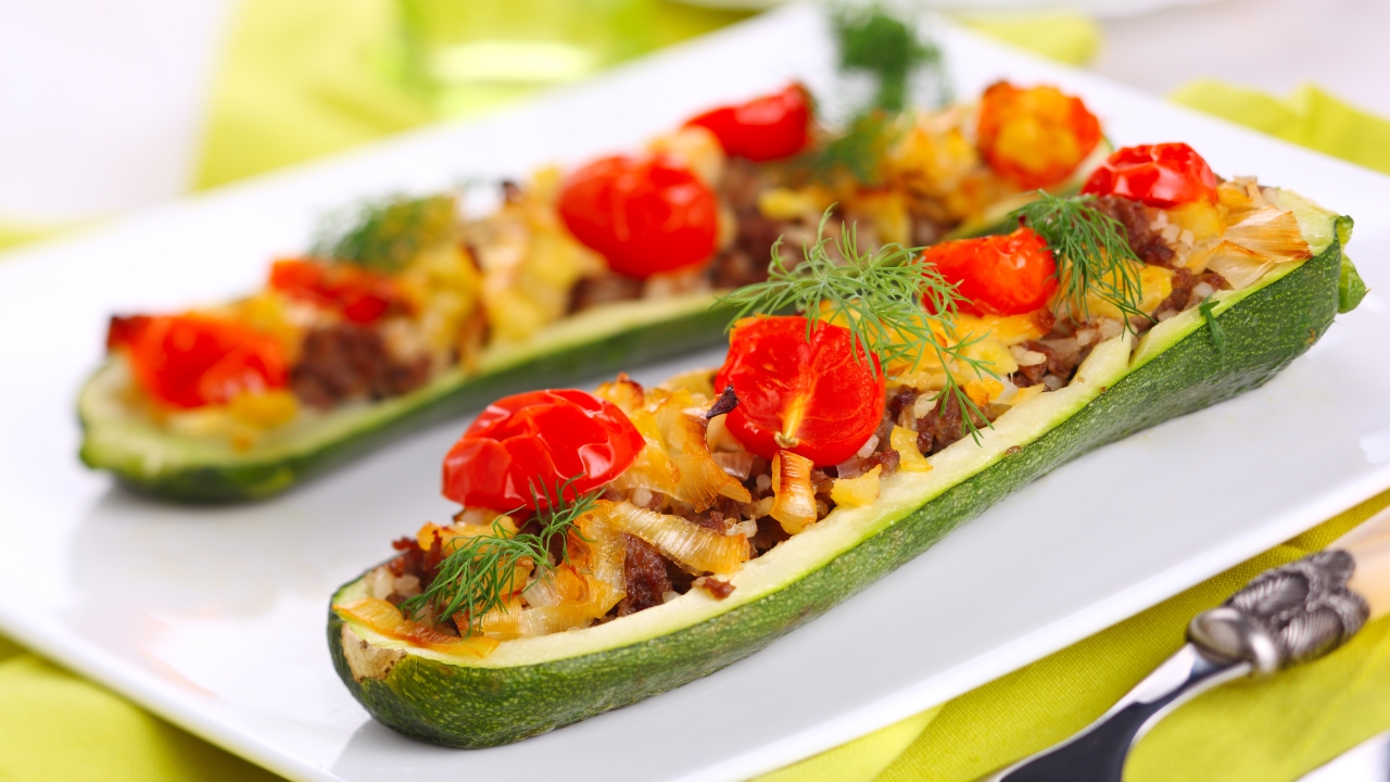 TOP RECEPT: Šťavnatá plnená cuketa, na ktorej si pochutí každý ...